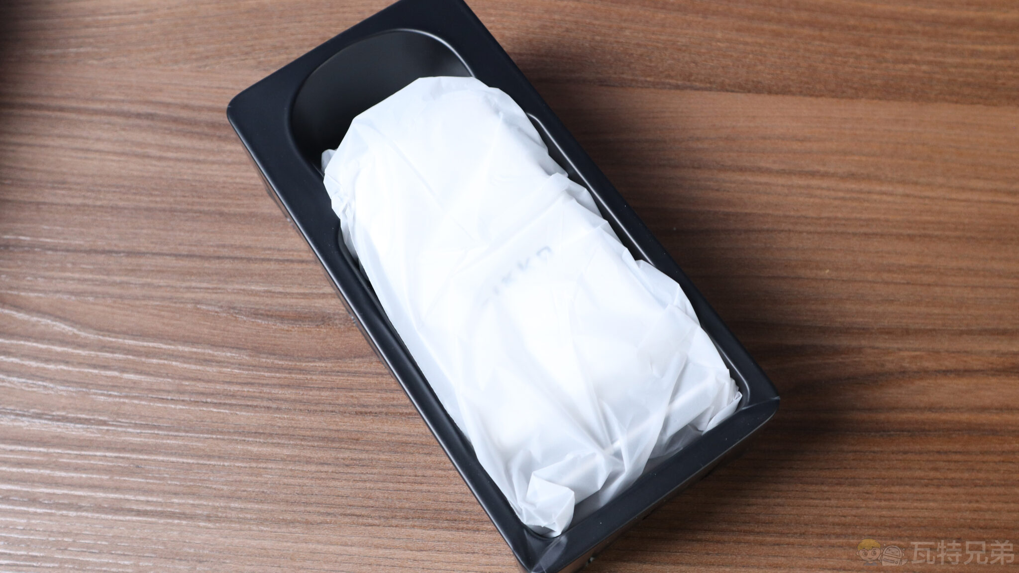 【開箱 評測】Zikko 七合一無線充電座評測分享！優缺點分析