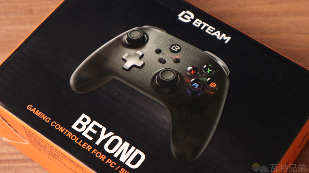 【遊戲搖桿 開箱】Bteam Beyond 宇航版無線手把評價分析！優缺點分享